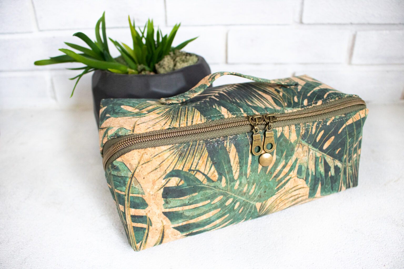 Spring Roll Pouch Launch – Love You Sew